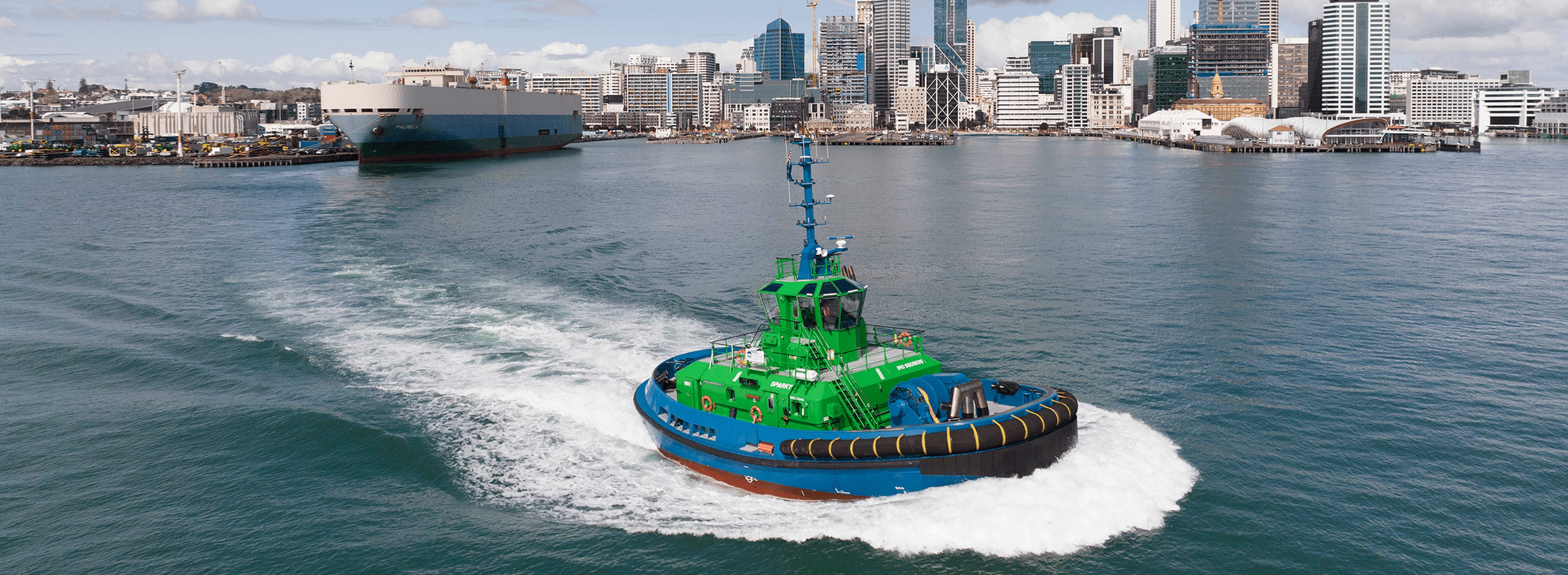 All Electric Rsd E Tug 2513 Wins Tug Of The Year Awards 2022 Damen